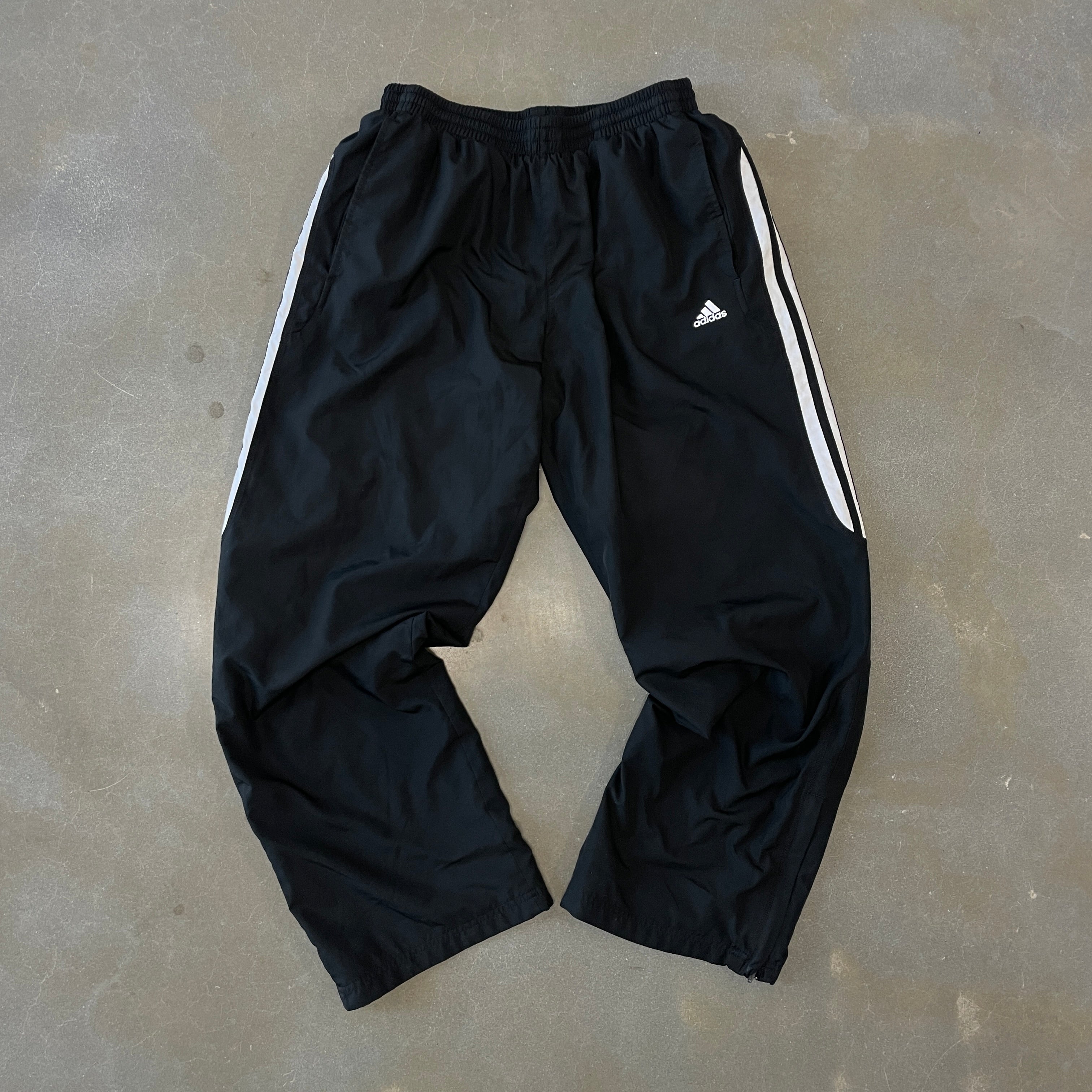 Y2K Adidas 3M Side Striped Baggy Pants [M] – crookedgarments